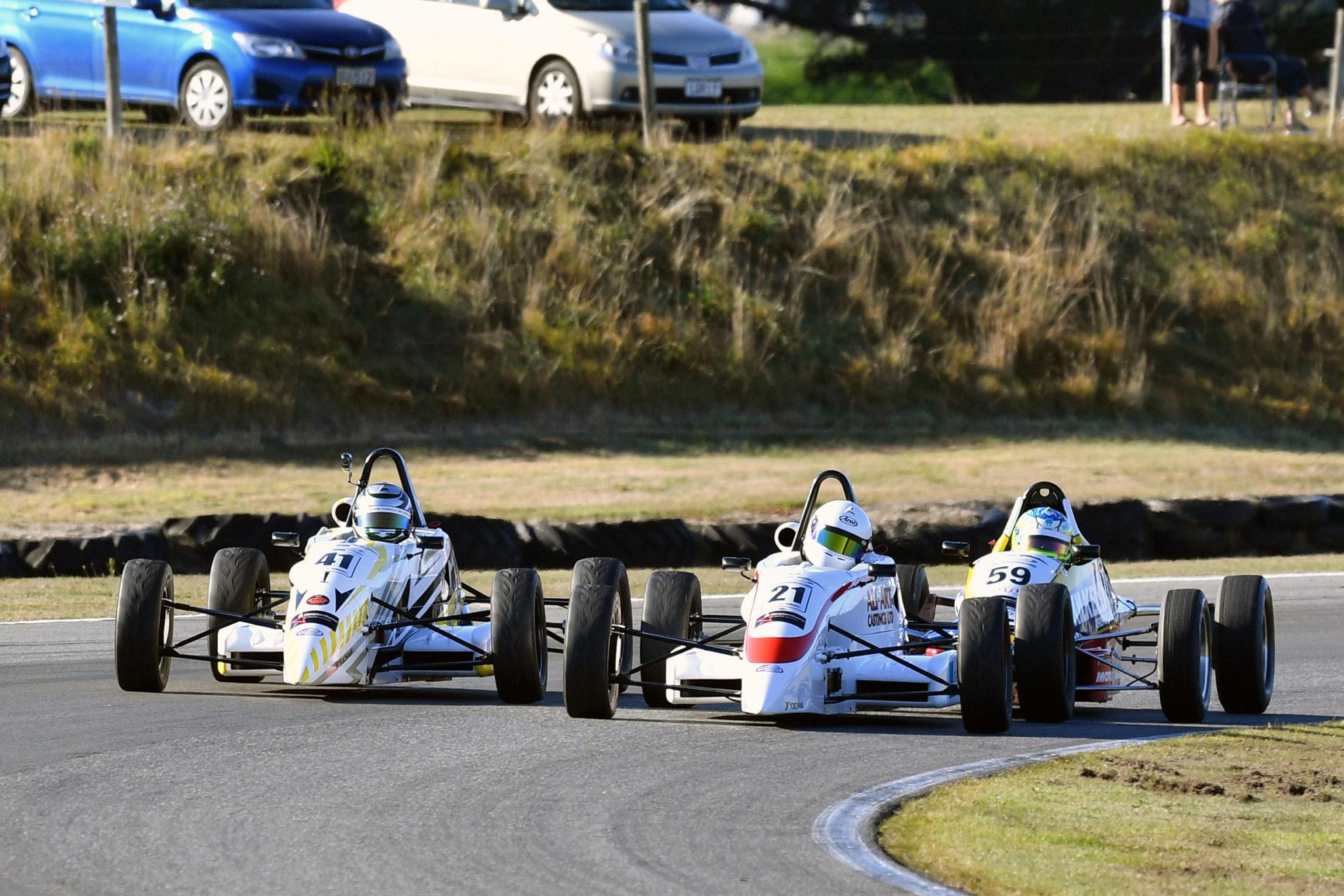 NZ champion likely to set the pace in opening South Island F1600 round ...