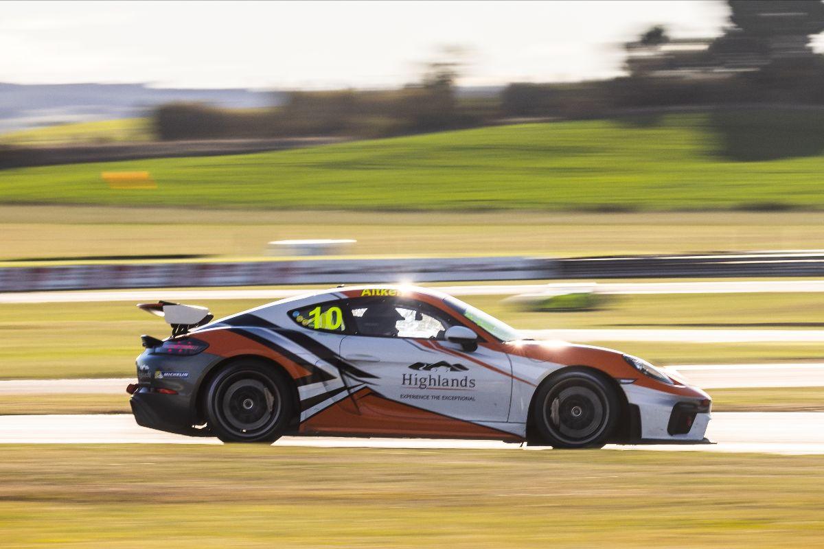 Aitken wins Super GT Feature Race- Harrison and Dippie snare titles ...