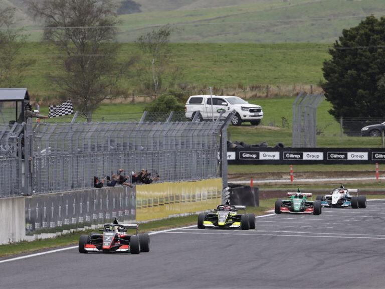 Ice cool Wurz wins Formula Regional Oceania title in style | Talk ...