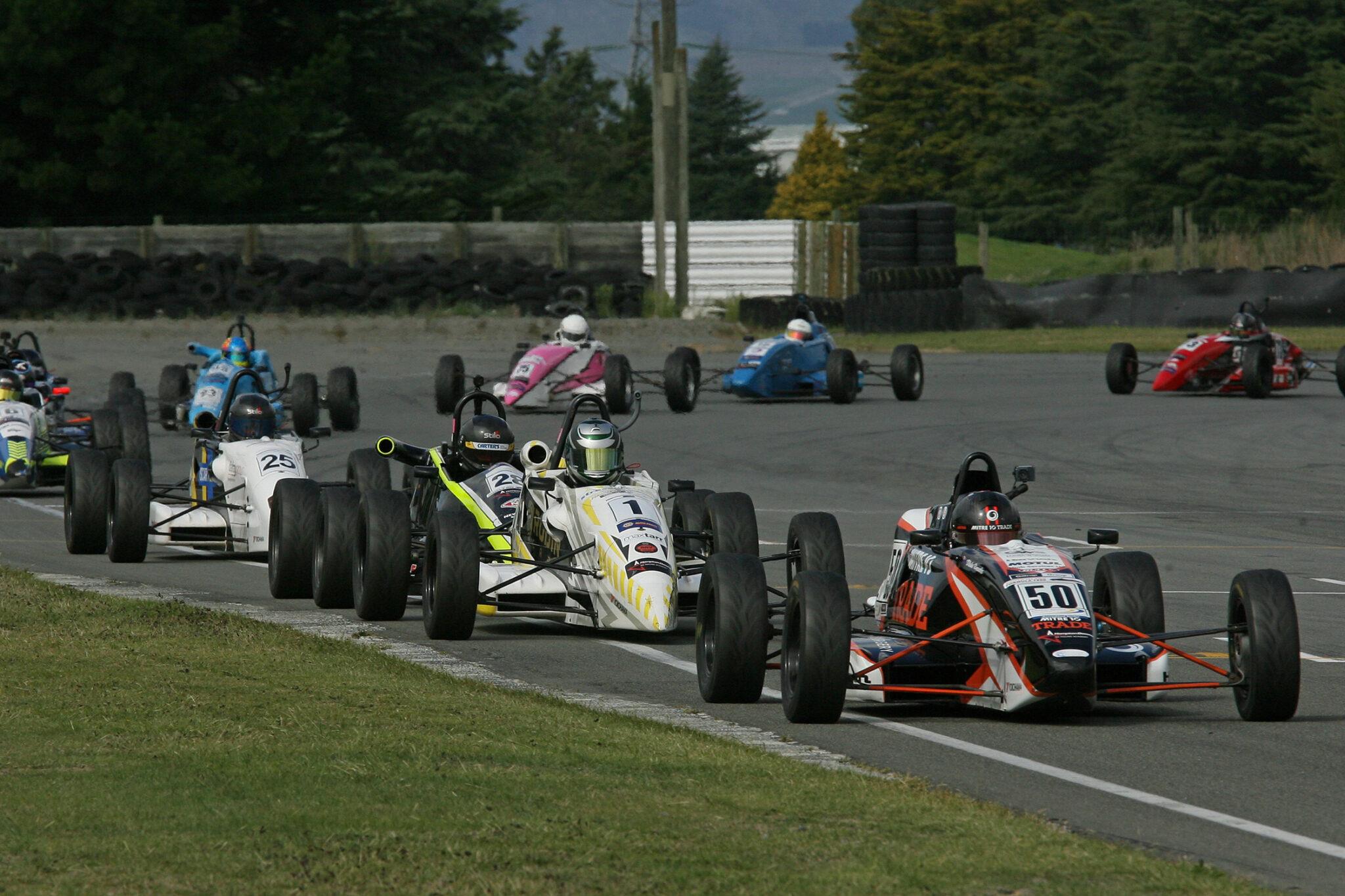 Crosbie retains NZ Formula Ford Championship title, Knowles wins South ...