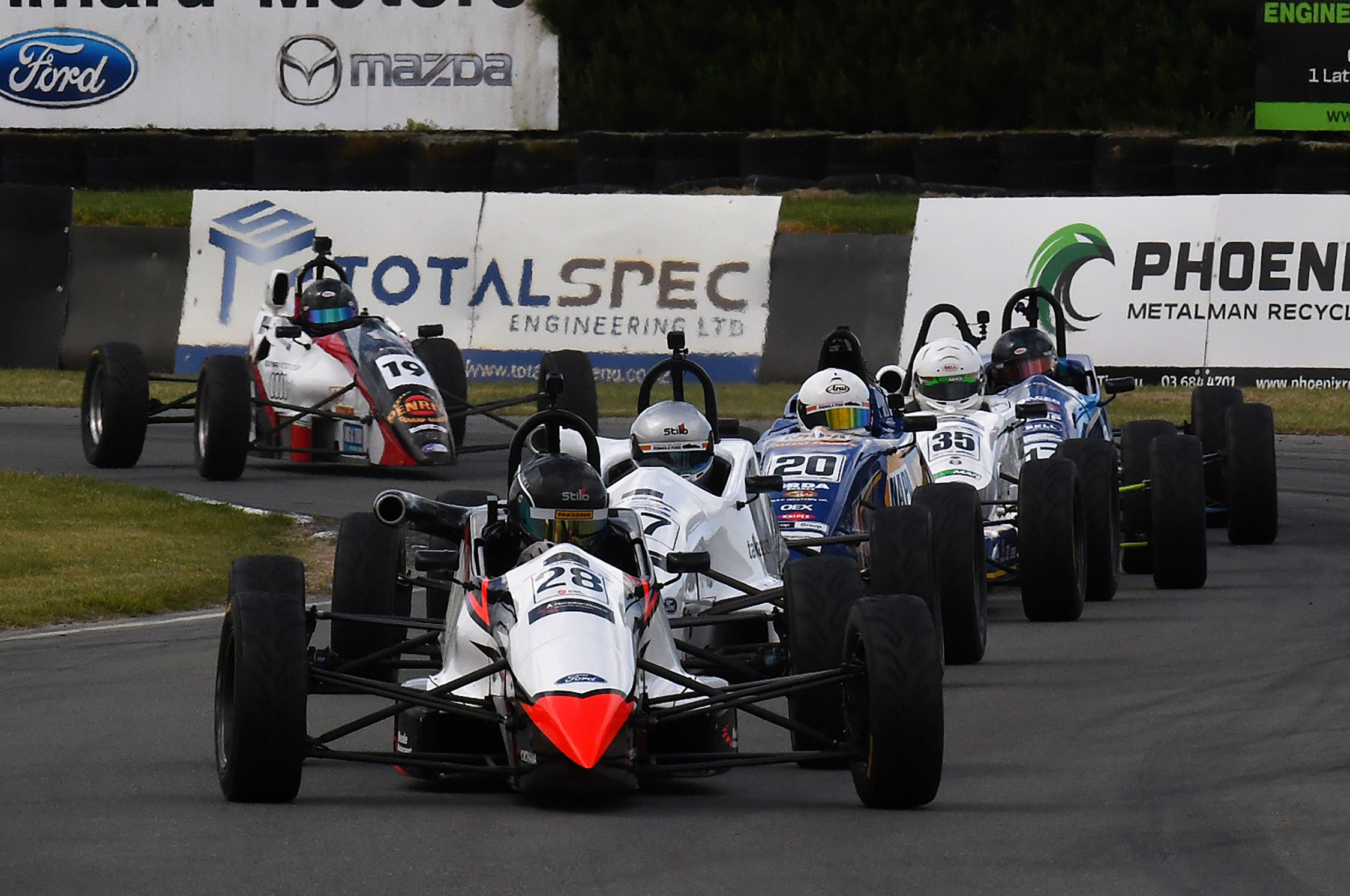 Clean sweep for Will Neale at opening South Island Formula Ford round ...