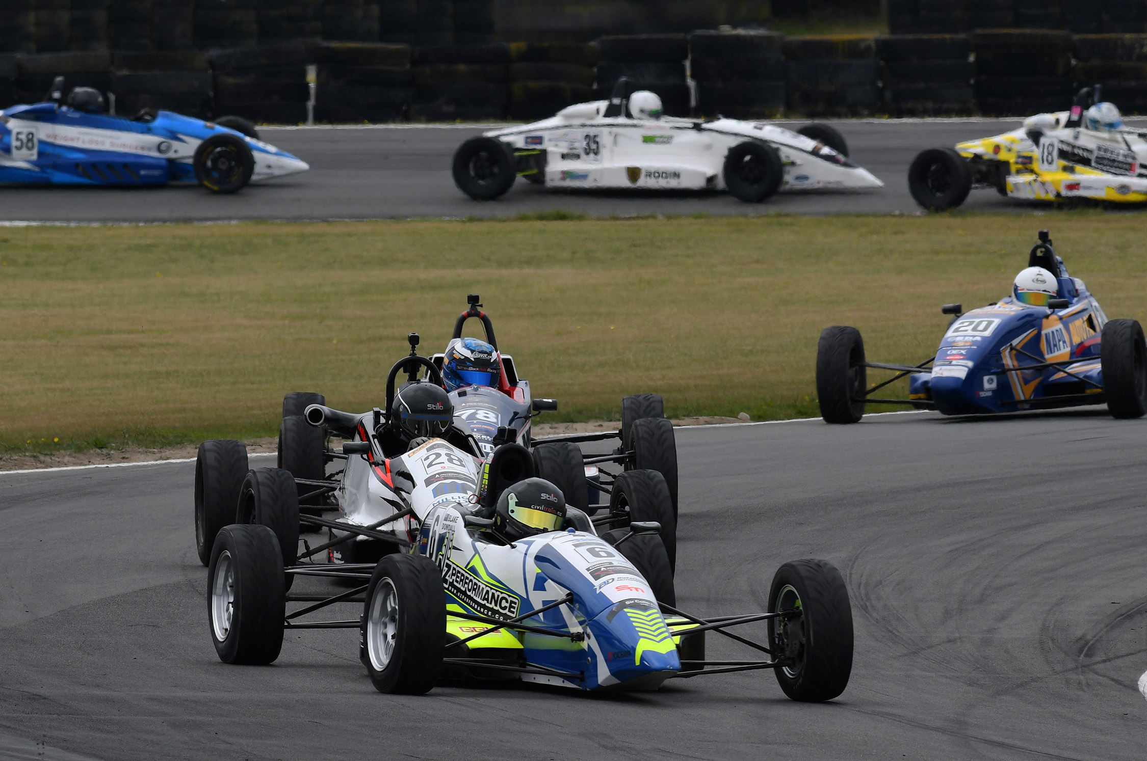 Pressure on drivers to perform at the second NZ Formula Ford ...