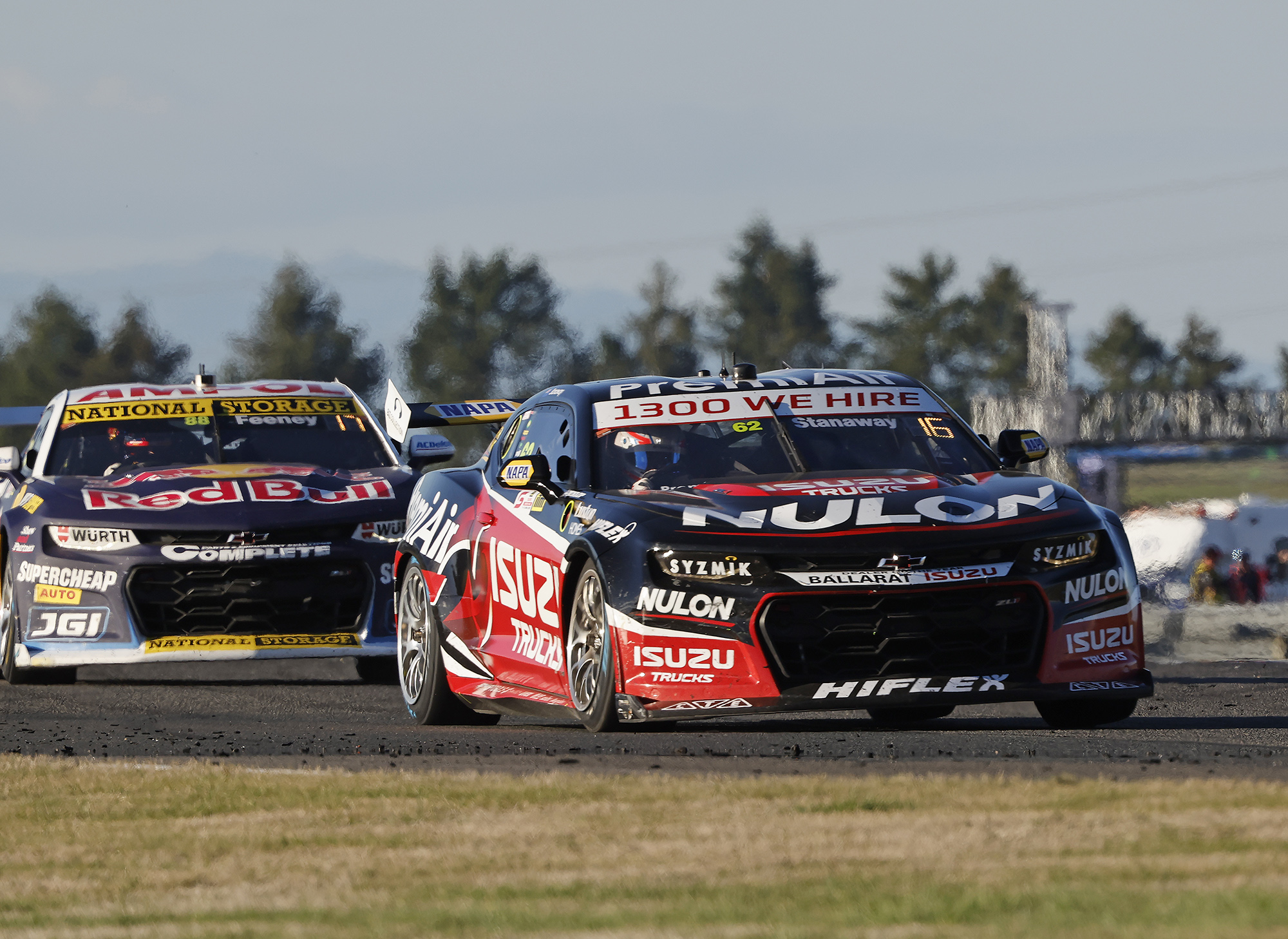 Red Bull duo the hunted as Perth Super440 begins today | Talk Motorsport