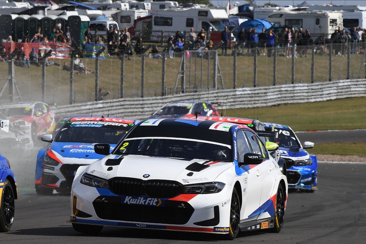 WSR’s DeLeon takes Jack Sears Trophy win at Donington to build series ...