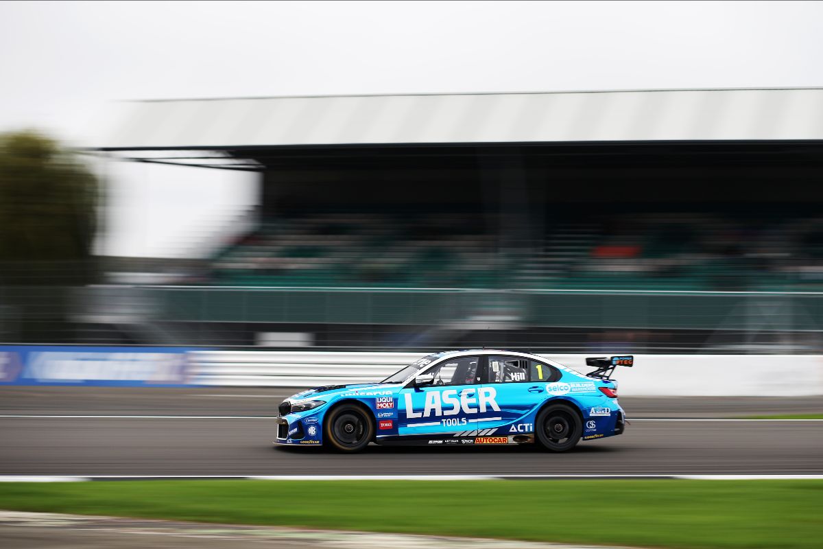 Deleon scores maiden BTCC pole with WSR at Silverstone | Talk Motorsport