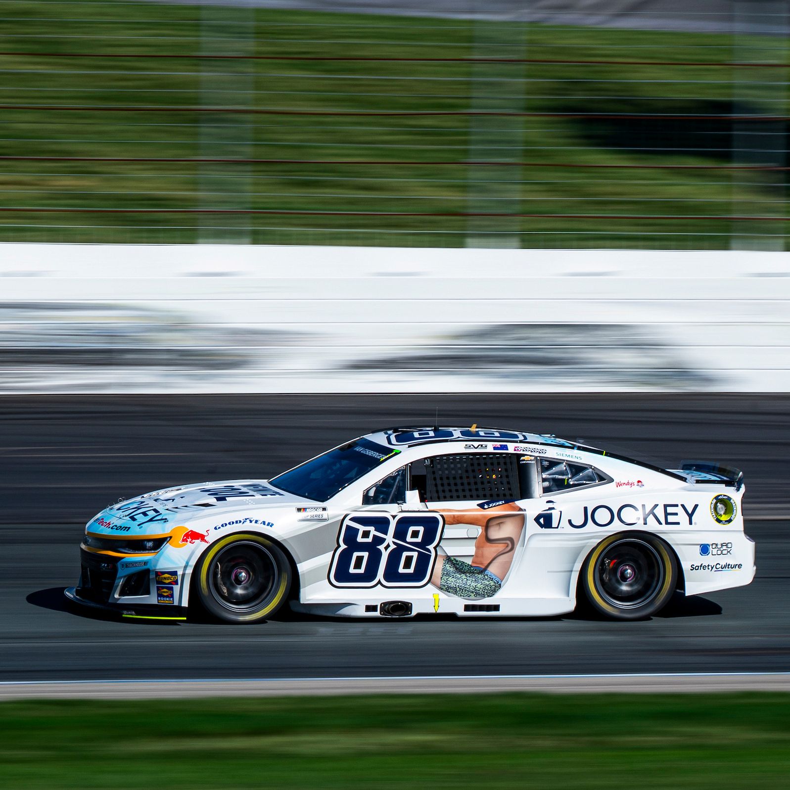 Frustration for SVG at New Hampshire Motor Speedway | Talk Motorsport