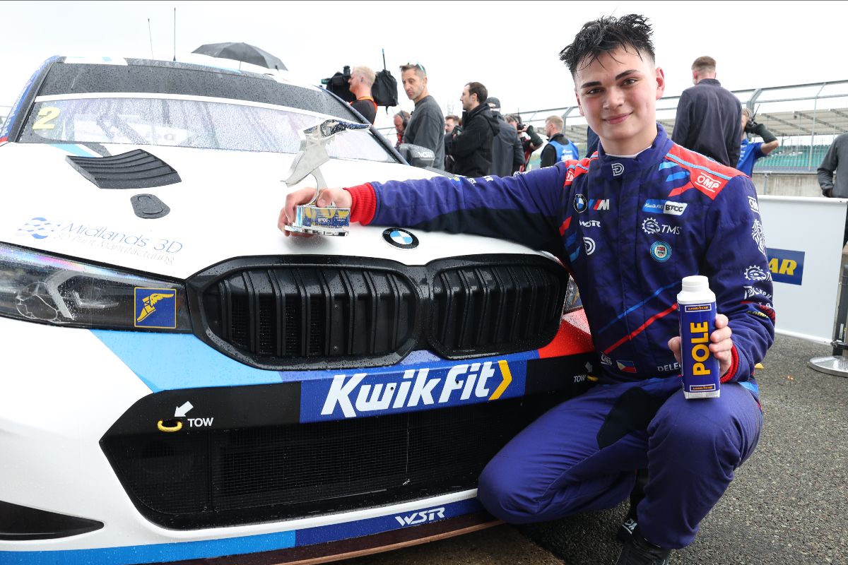 DeLeon doubles up to put WSR on Brands Hatch pole | Talk Motorsport