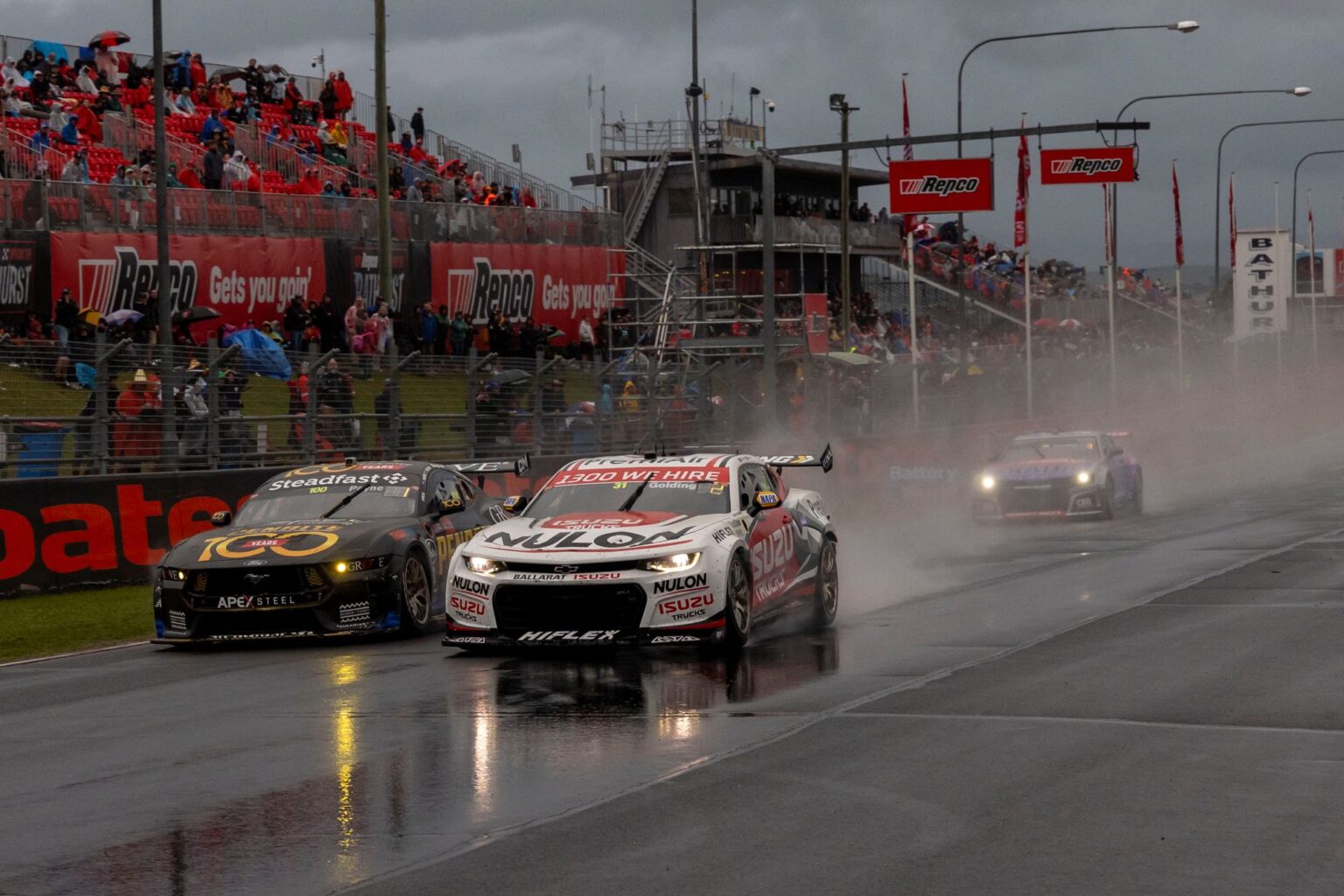 Matt Payne and Garth Tander win one of the greatest races of all time ...