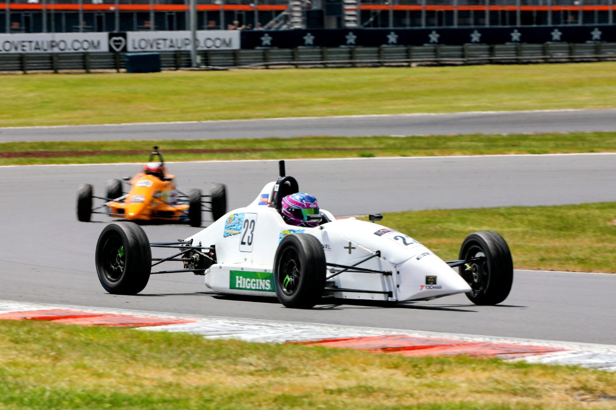 Dan Higgins Trophy up for grabs at Manfeild round of North Island ...
