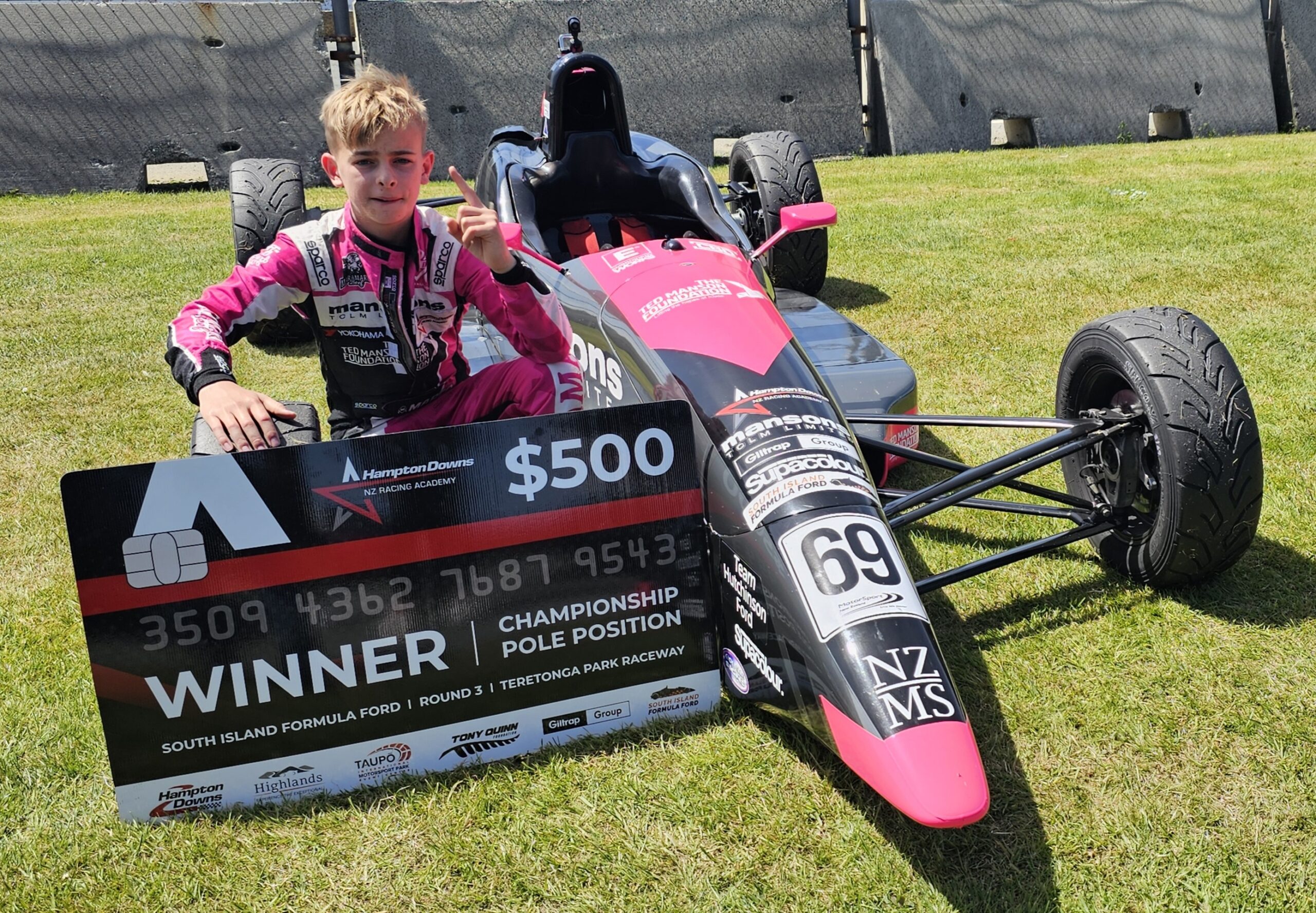 Manson cleans up in South Island Formula Ford at Teretonga Park | Talk ...