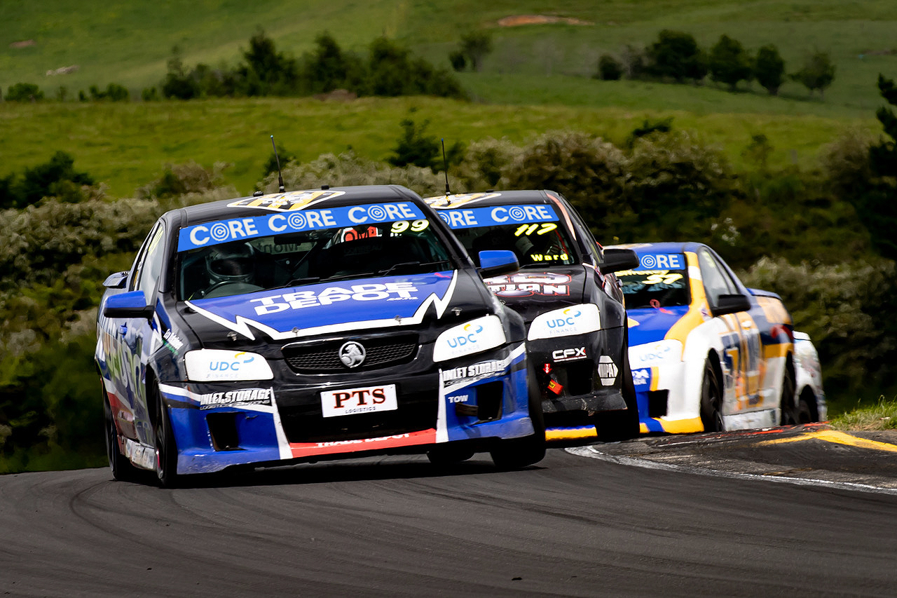 V8 Utes are set to light up Hampton Downs this weekend | Talk Motorsport