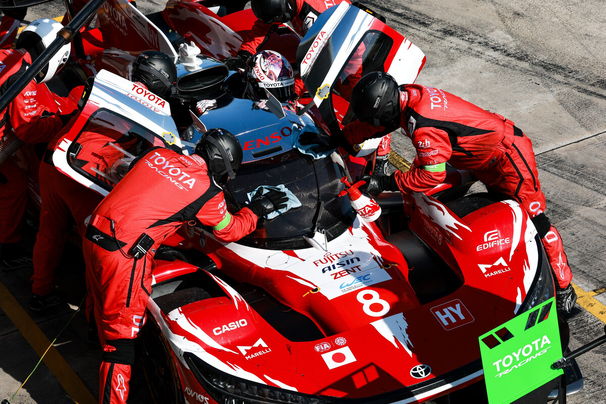 Trouble free practice for Hartley's #8 TR010 HYBRID in Imola | Talk ...